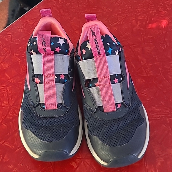 Reebok | Shoes | Star Pattern Tennis Shoes | Poshmark